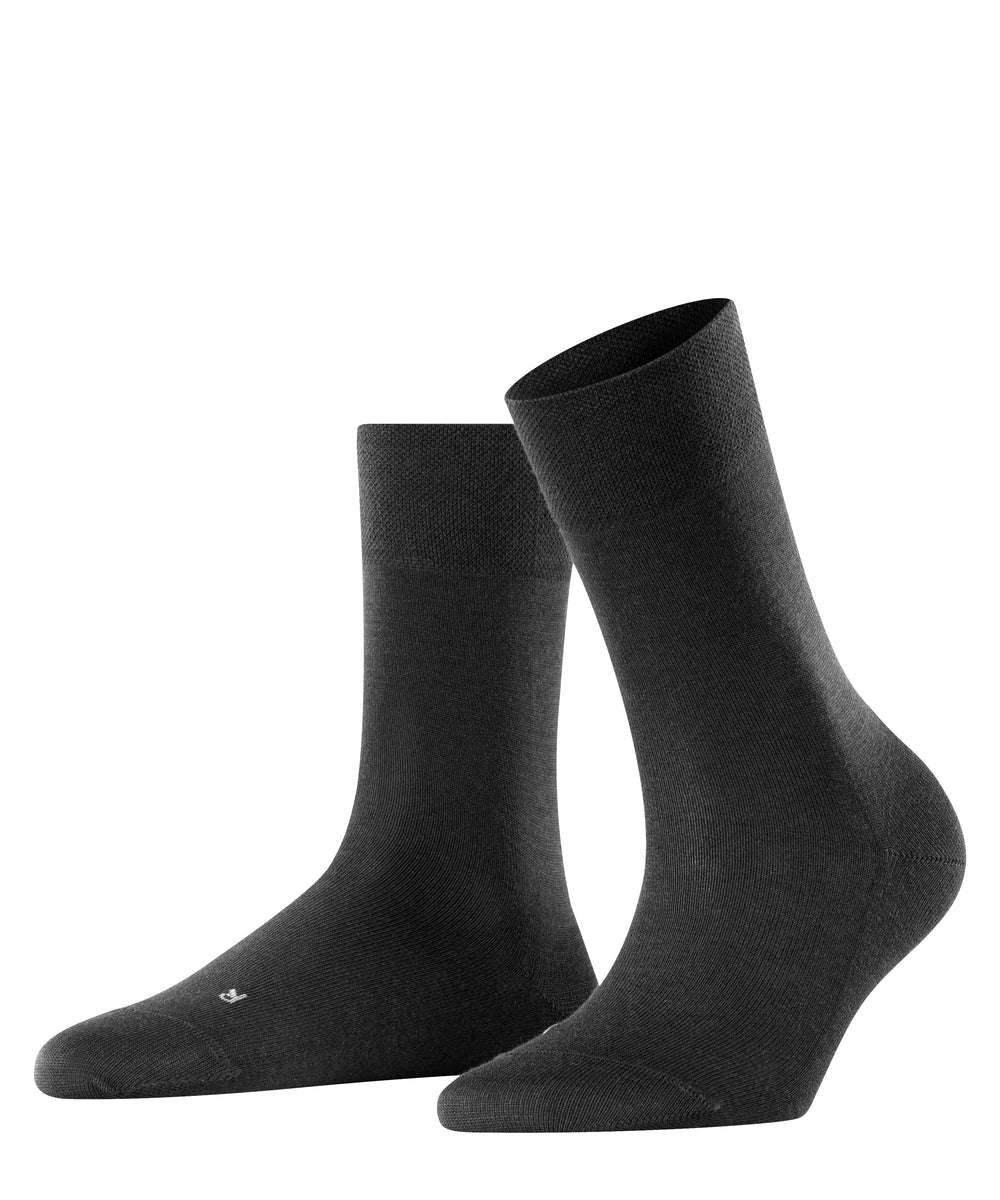 Falke - Women Sensitive New York Socks 46246 | Black – Robertson Madison
