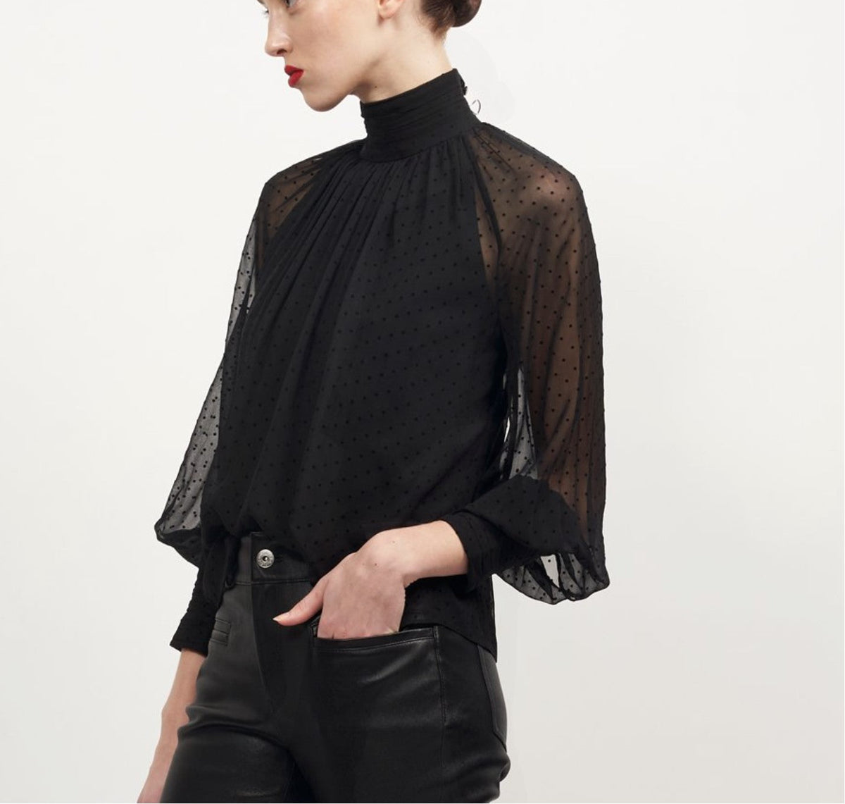 Equipment Lia Silk Top T0114F9225 | Black | Sale - Buy Now No Returns ...