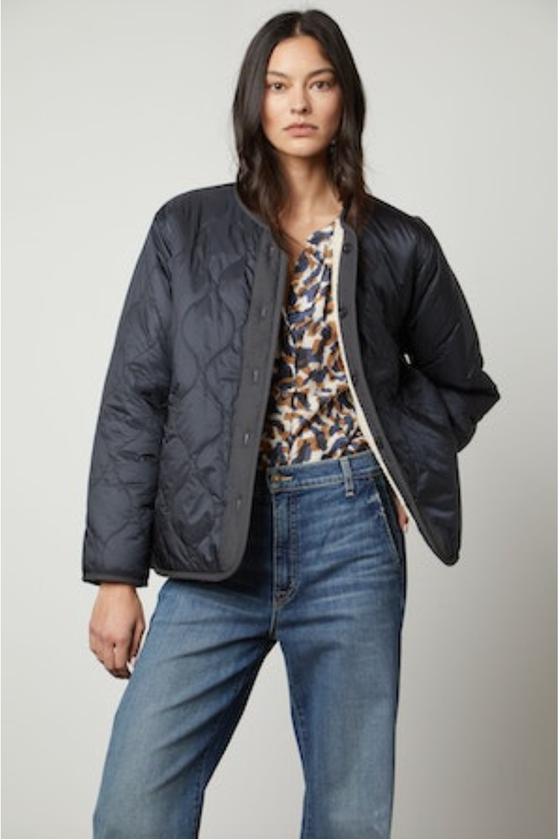 Velvet by Graham & Spencer Marissa 05 Quilted Sherpa Jacket | Navy | S ...
